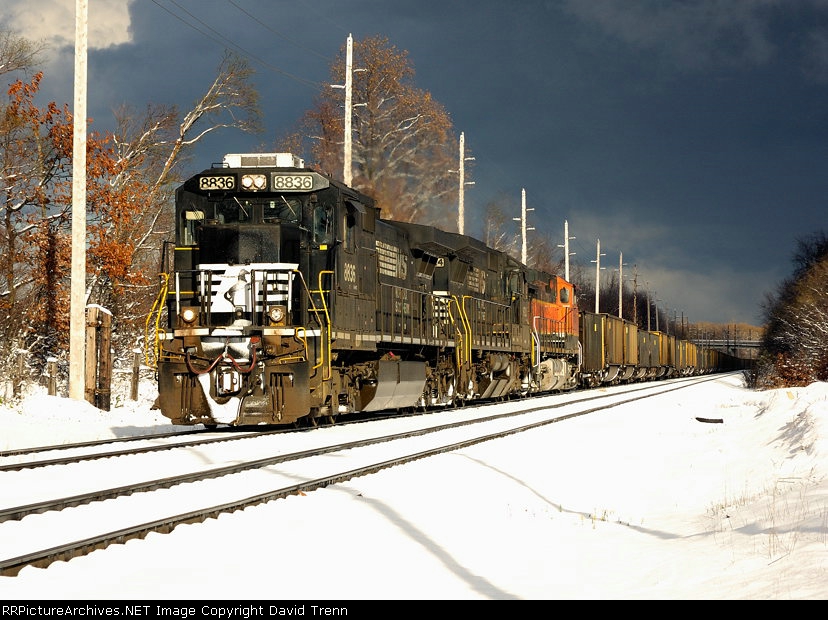 NS 8836 leads a Westbound NS empty coal train at Gore Rd